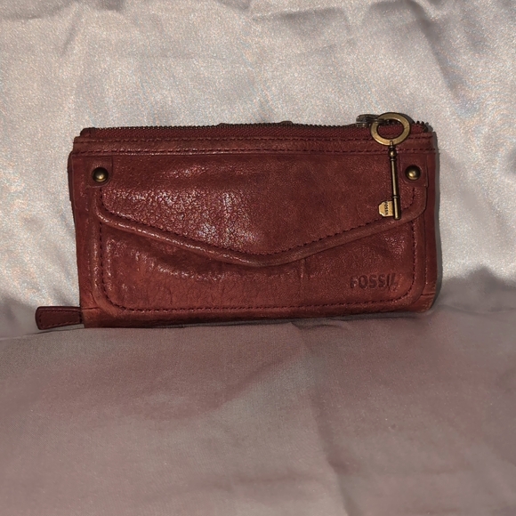 Fossil | Bags | Vintage Fossil Austin Leather Clutch Wallet | Poshmark